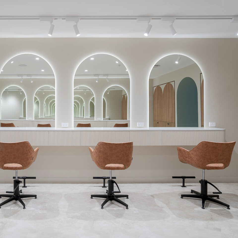 Arch LED II Salon Mirror | Comfortel