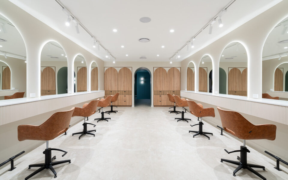 Arch LED II Salon Mirror | Comfortel